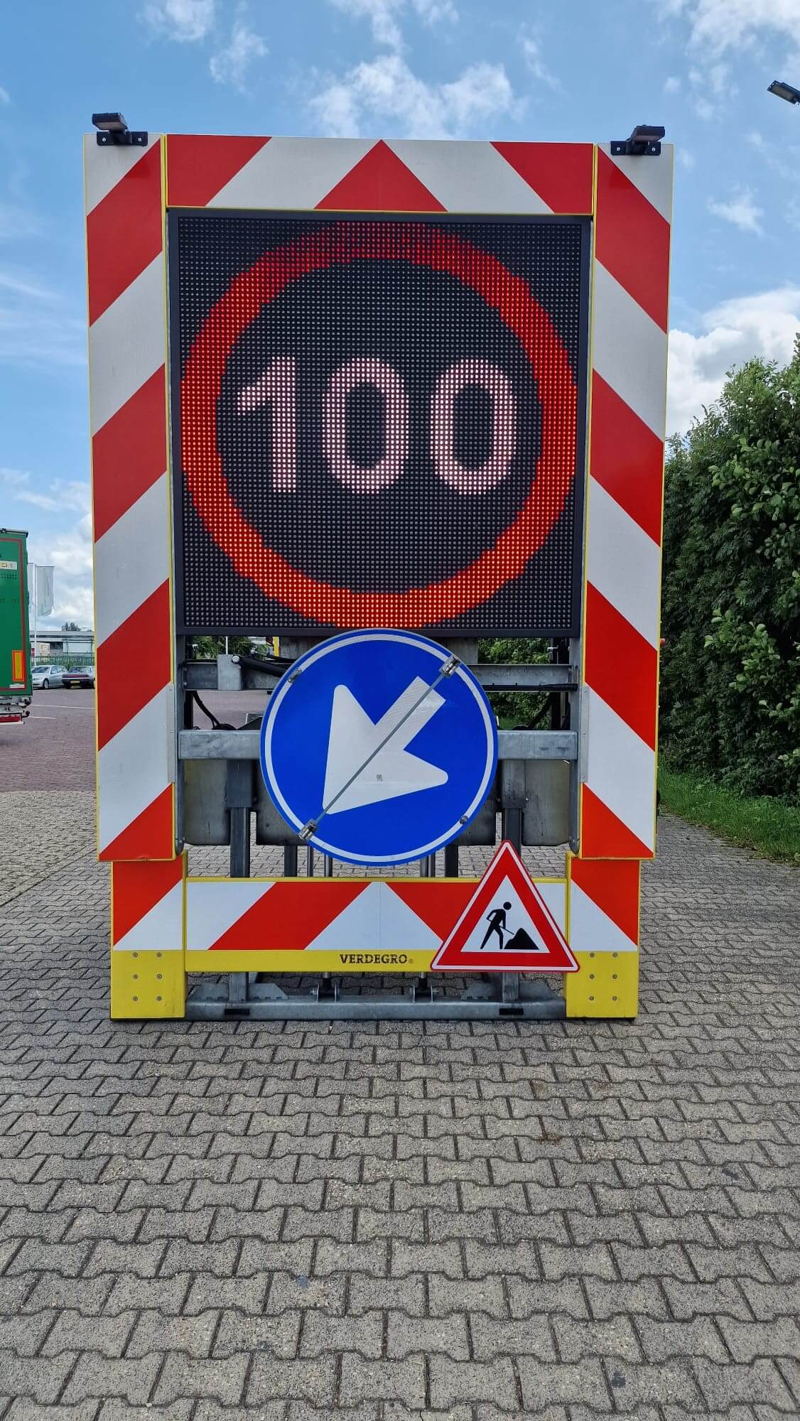 Variable Message Sign-SKID (VMS-SKID) | Verdegro